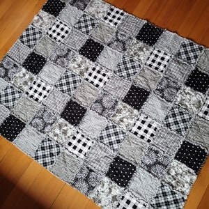 Handmade Flannel Rag Quilt Gray, Black & White 17 60 in X 48in - Etsy