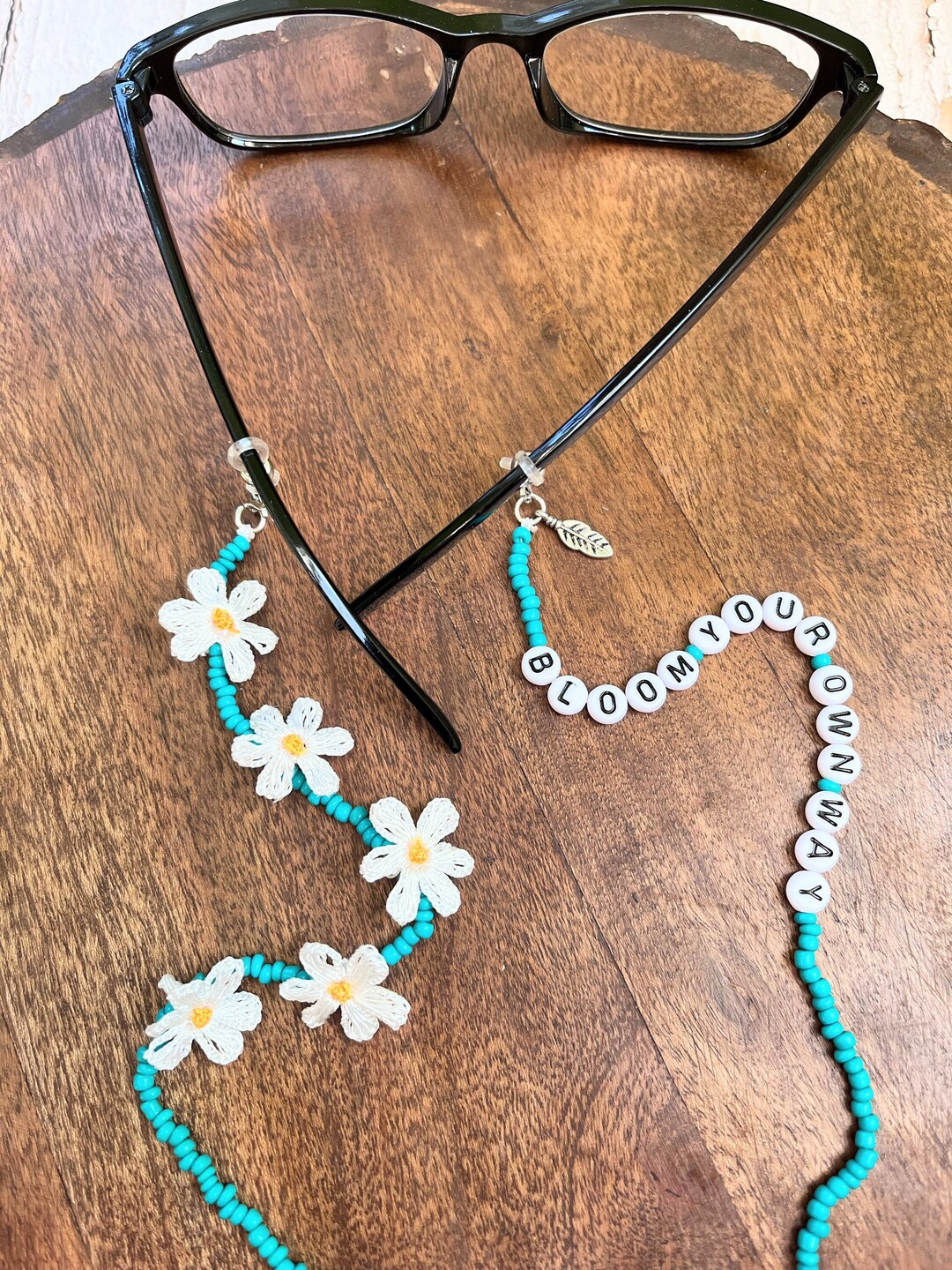 Blooming Eyeglass Chain / Beaded Sunglasses Holder / Flower Sunglass ...