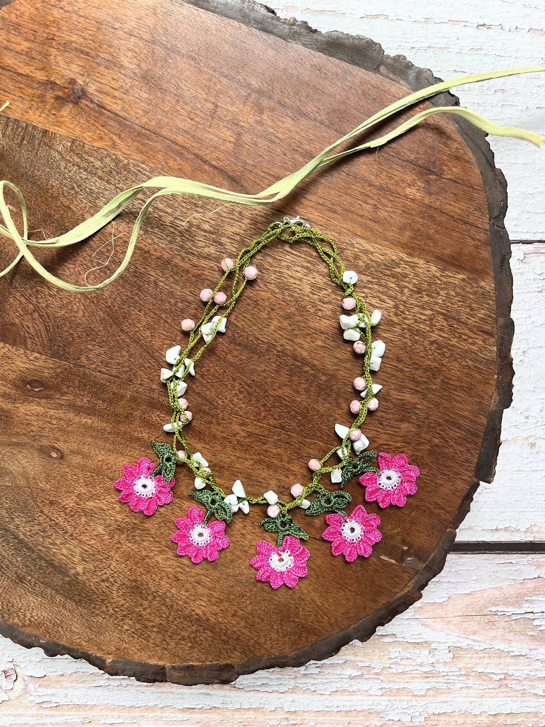 Spring Flowers Necklace / Pink Flower Choker / Crochet Flower Necklace ...
