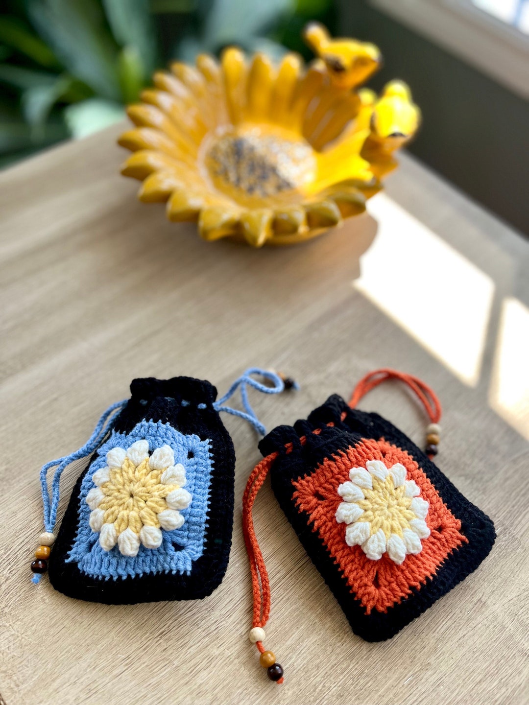 Flower Bag Charm / Small Daisy Pouch / Flower Earbud Case / Coins Purse ...
