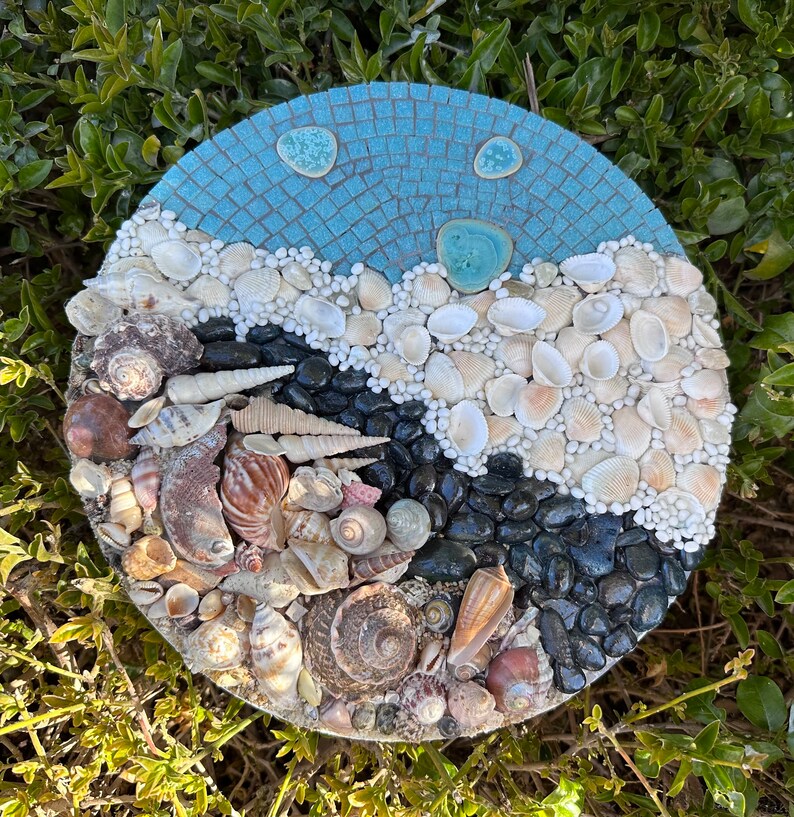 Round Coastal Mixed Media Mosaic, Seashells, Pebbles, Tiles - Etsy