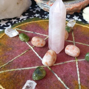 Crystal Gridding Kit for Love and Happiness alter tools | Etsy