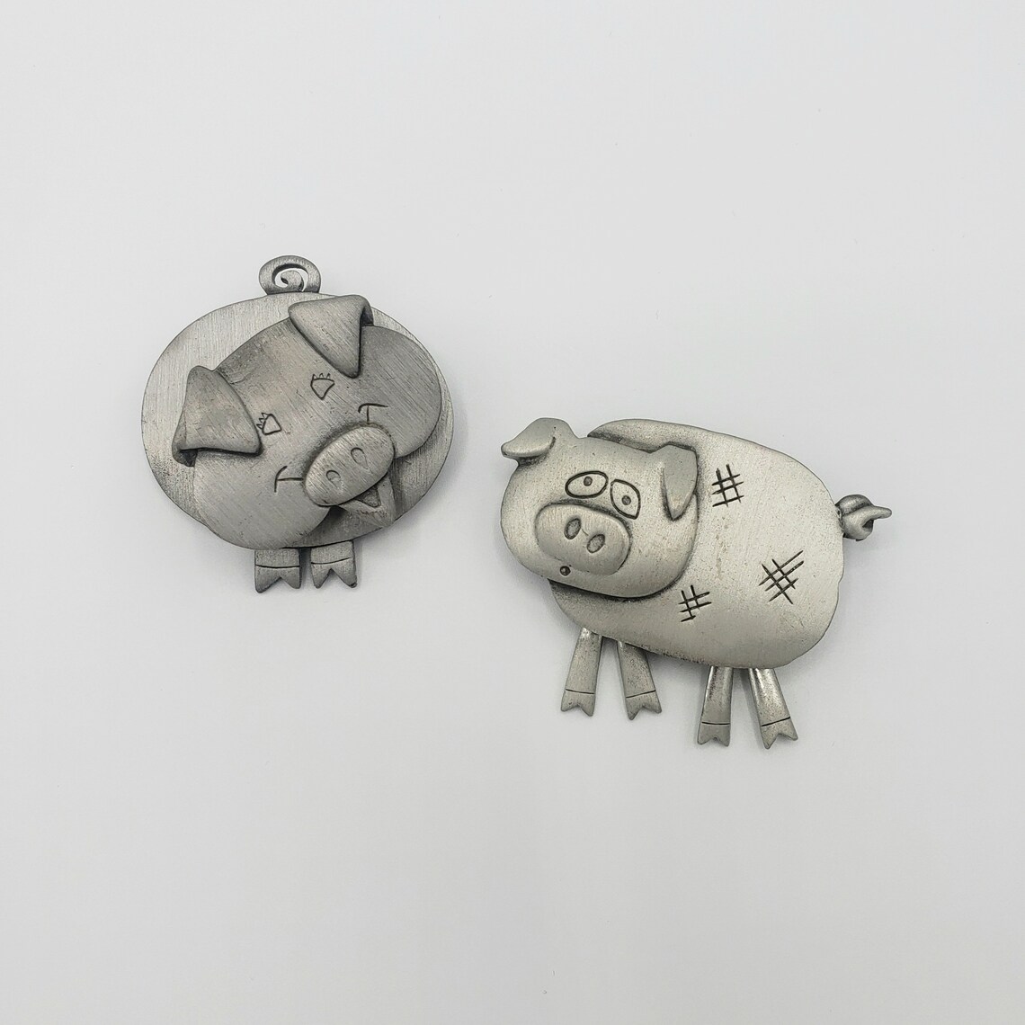 WIGGLING PIG PINS Two Little Piggies Pin Set J.J. Pig - Etsy