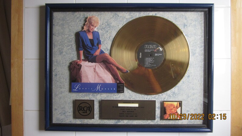 Lorrie Morgan leave the Light On Authentic Gold Record Award Plaque RCA ...