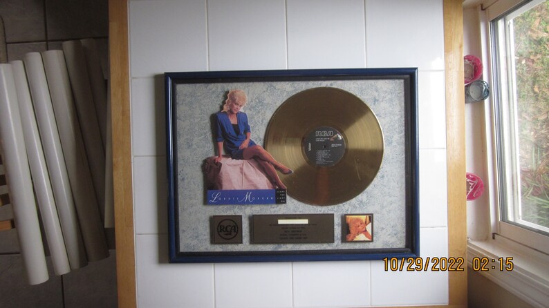 Lorrie Morgan leave the Light On Authentic Gold Record Award Plaque RCA ...