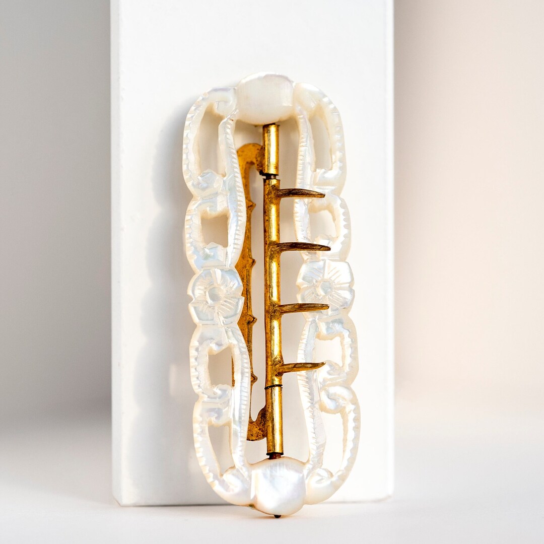 Small Carved Ivory White Mother of Pearl & Pinchbeck Buckle - Etsy