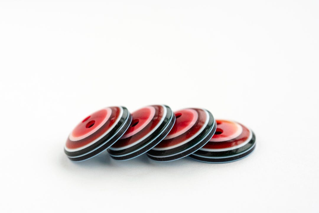Tiny Lea Stein Button 4 Available - Etsy 日本