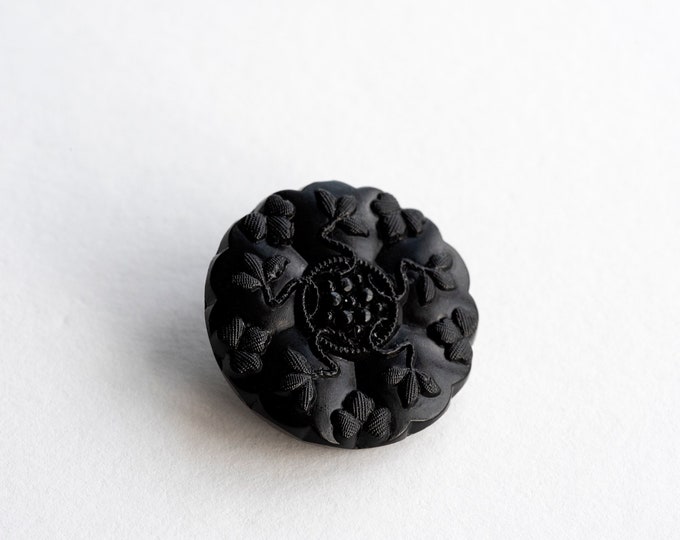 Antique Victorian Glass Button With Clover Leaves - Etsy
