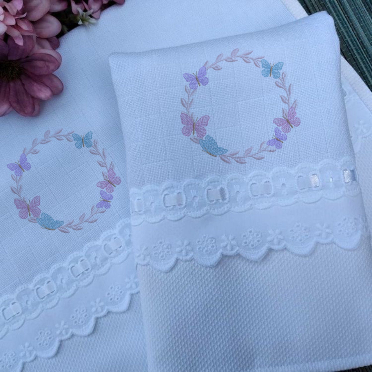 Cute Butterfly Frame Embroidery Design - Floral Machine Embroidery File ...