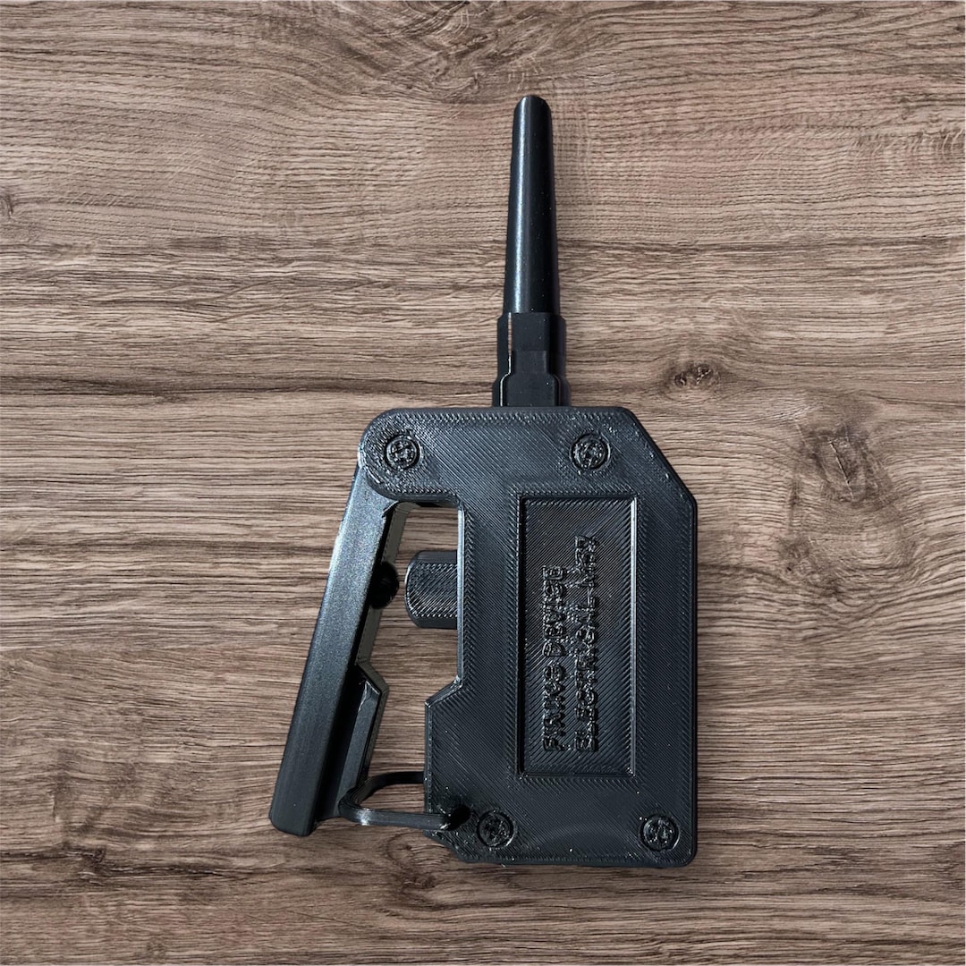 Realistic C4 Replica Detonator Prop – 3D Printed Explosive for Cosplay ...