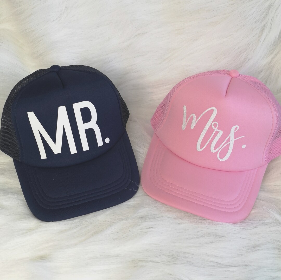 Set of 2 Mr. and Mrs. Hat Mr. and Mrs. Trucker Hat Set Matching Couple ...