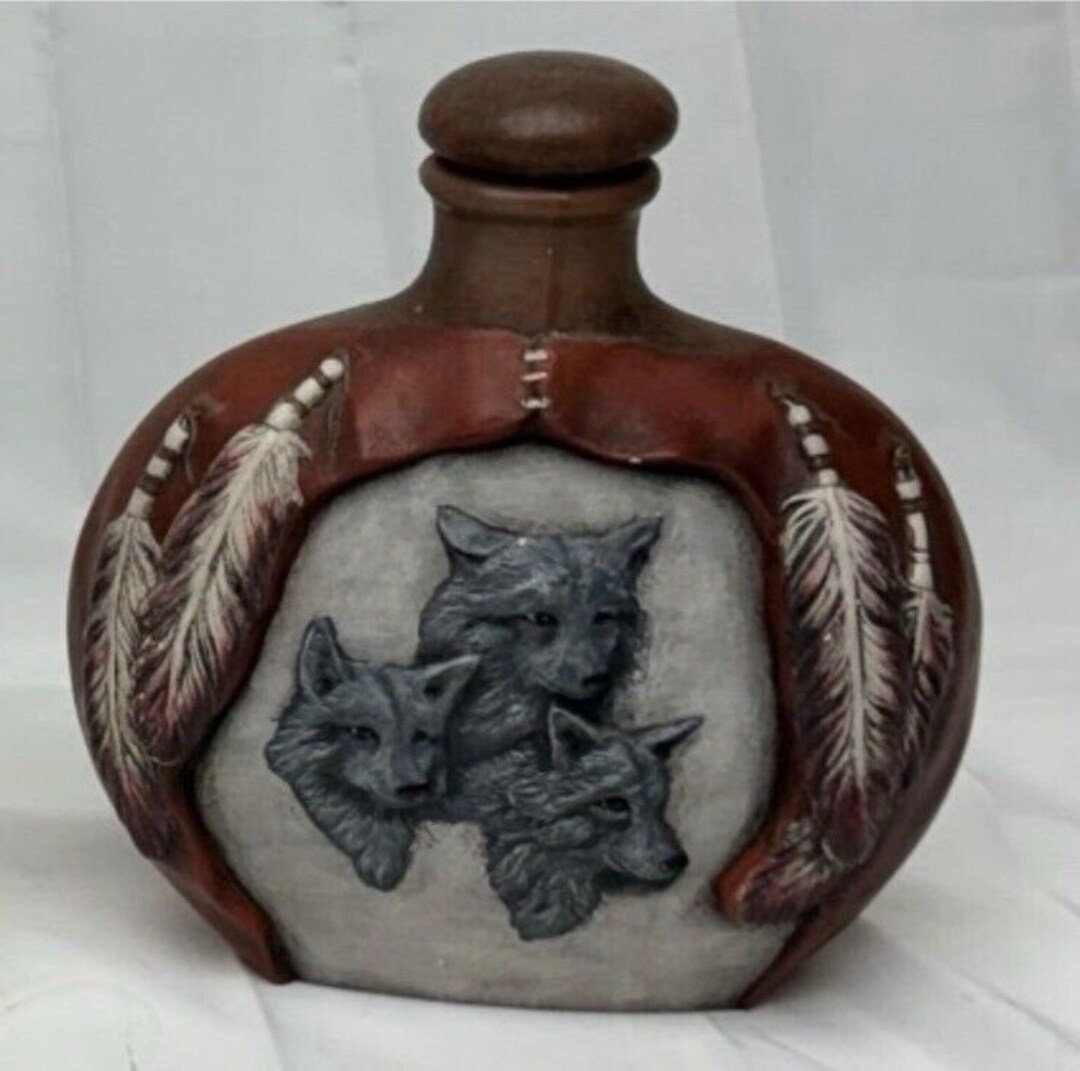 Vintage Ceramic Native American Wolves Hand Painted on Vase - Etsy