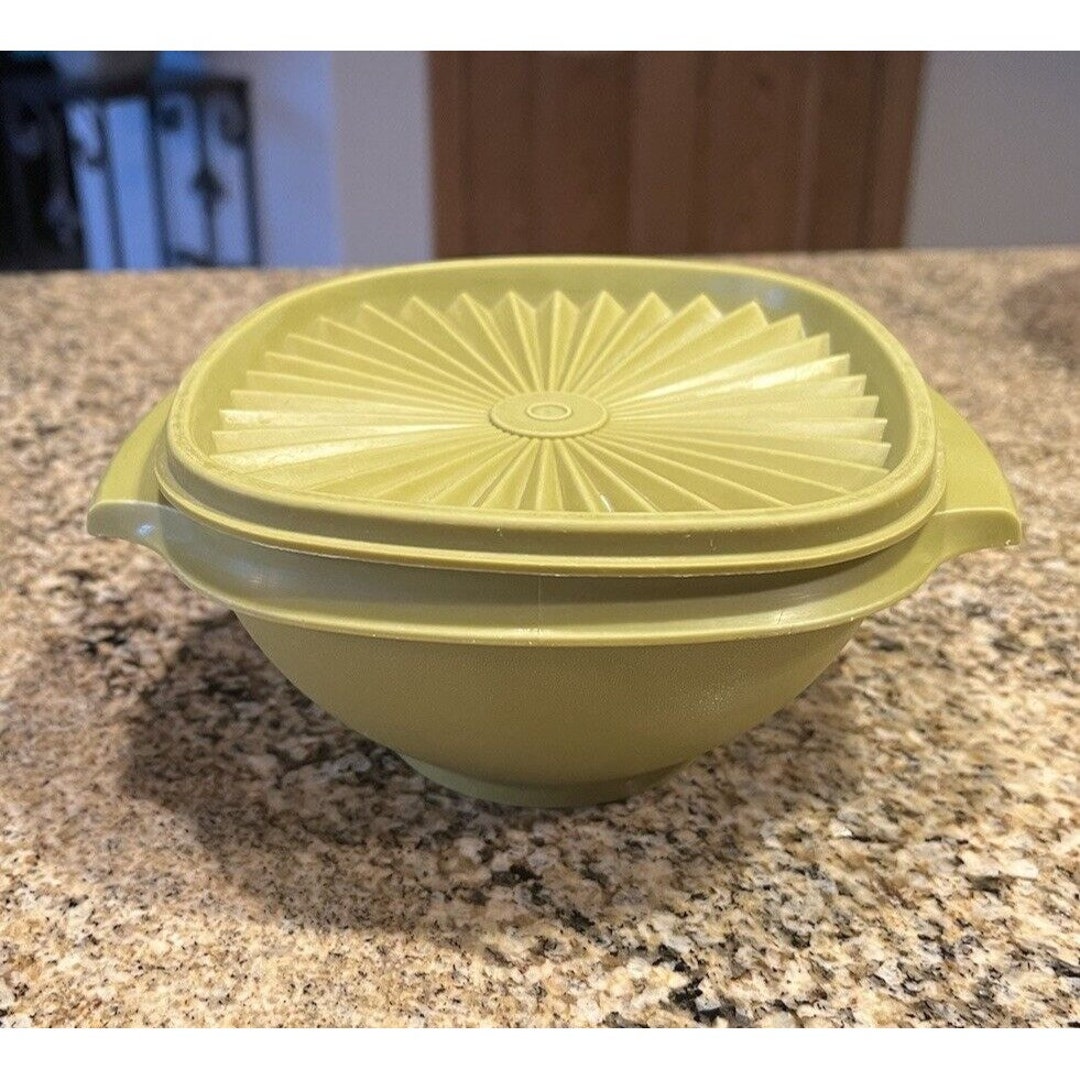 Vintage Tupperware Servalier Olive Green Bowl 840-8 With Sunburst Lid ...