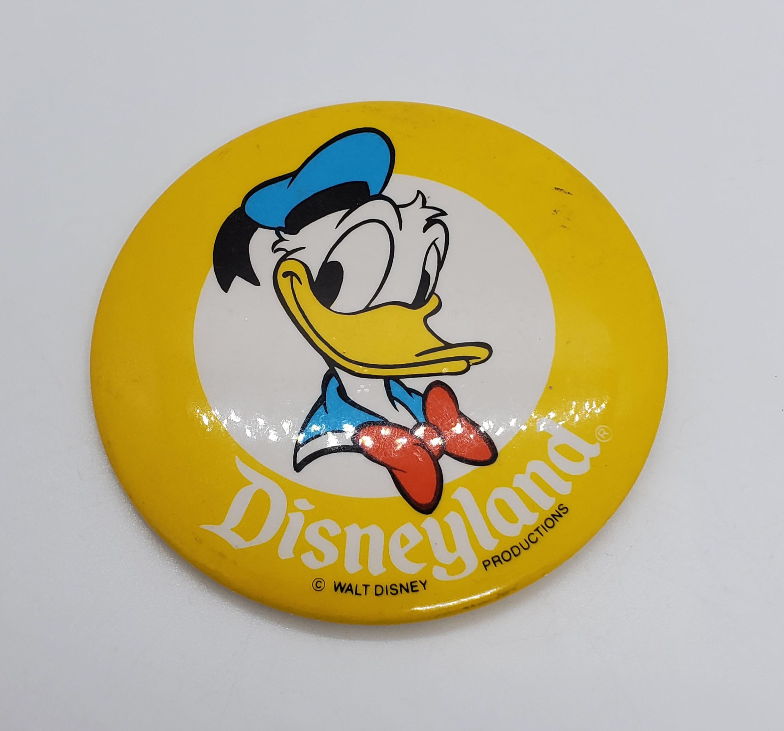 Vintage Walt Disney Disneyland Donald Duck Pin Back - Etsy