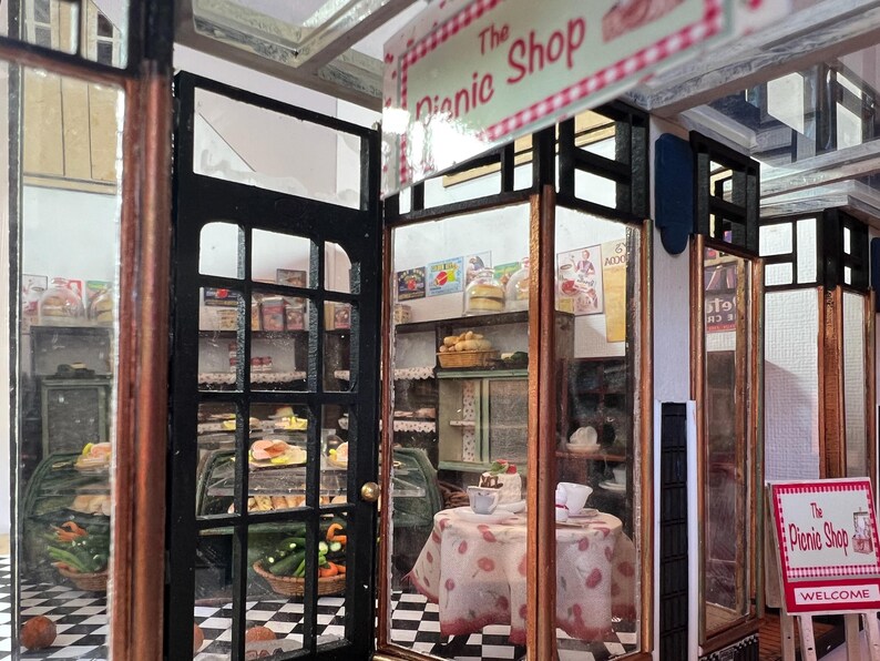 Miniature Shop Front, 1:24 Scale, DIY, Kit, Dollhouse Store, Suit Book ...