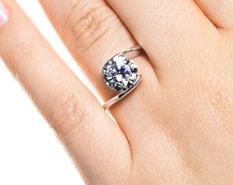 Round Solitaire Ring - Etsy