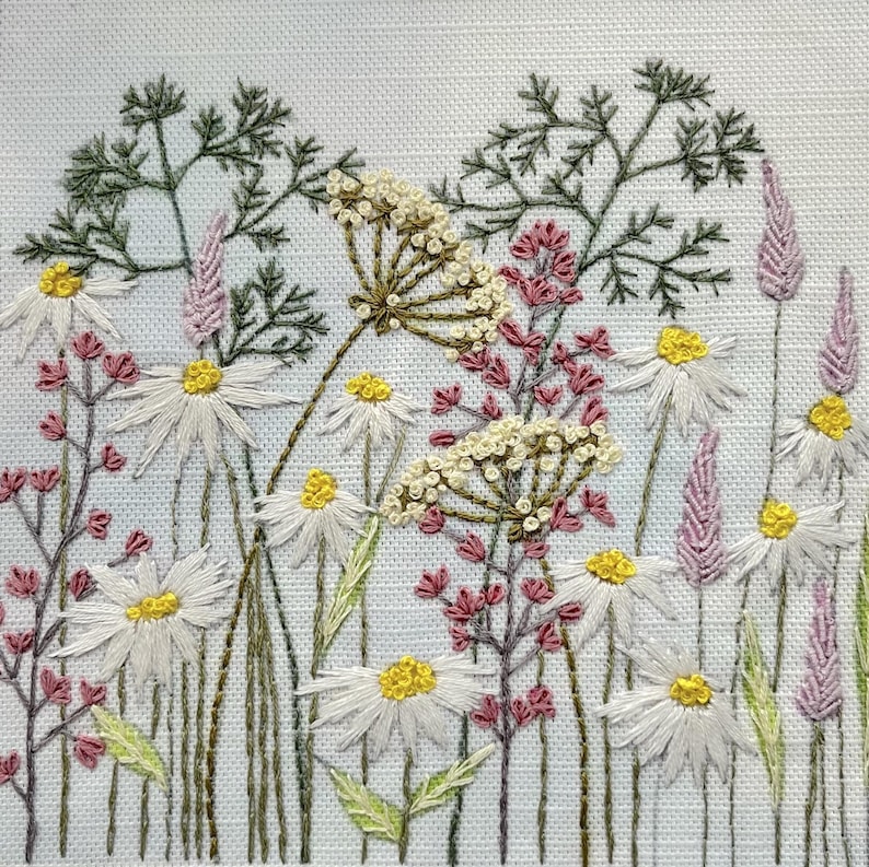 Daisy & Cow Parsley Hand Embroidery Full Kit: Pre-printed Colour Linen ...