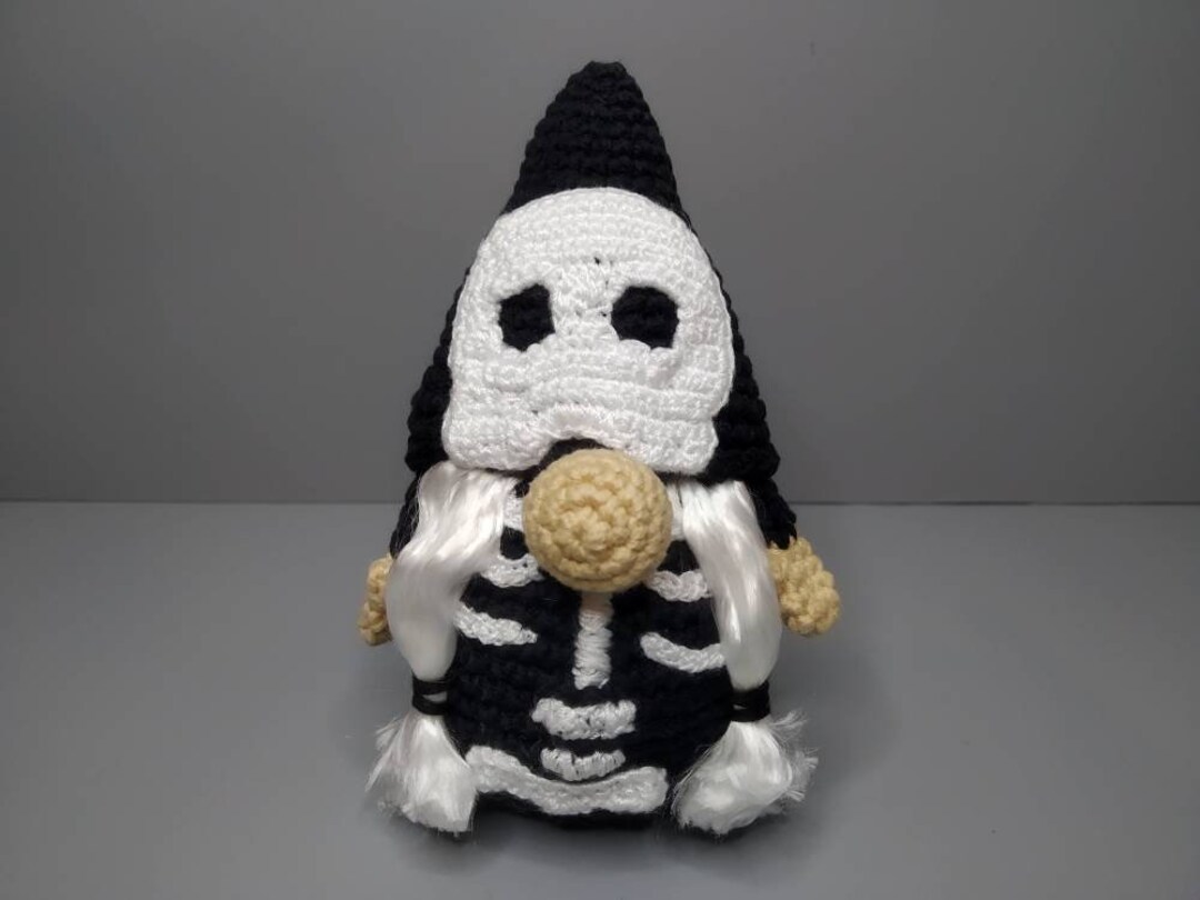 Skeleton Girl Gnome, Skull Gnome, Scary Gnome, Fall Gnomes, Halloween ...