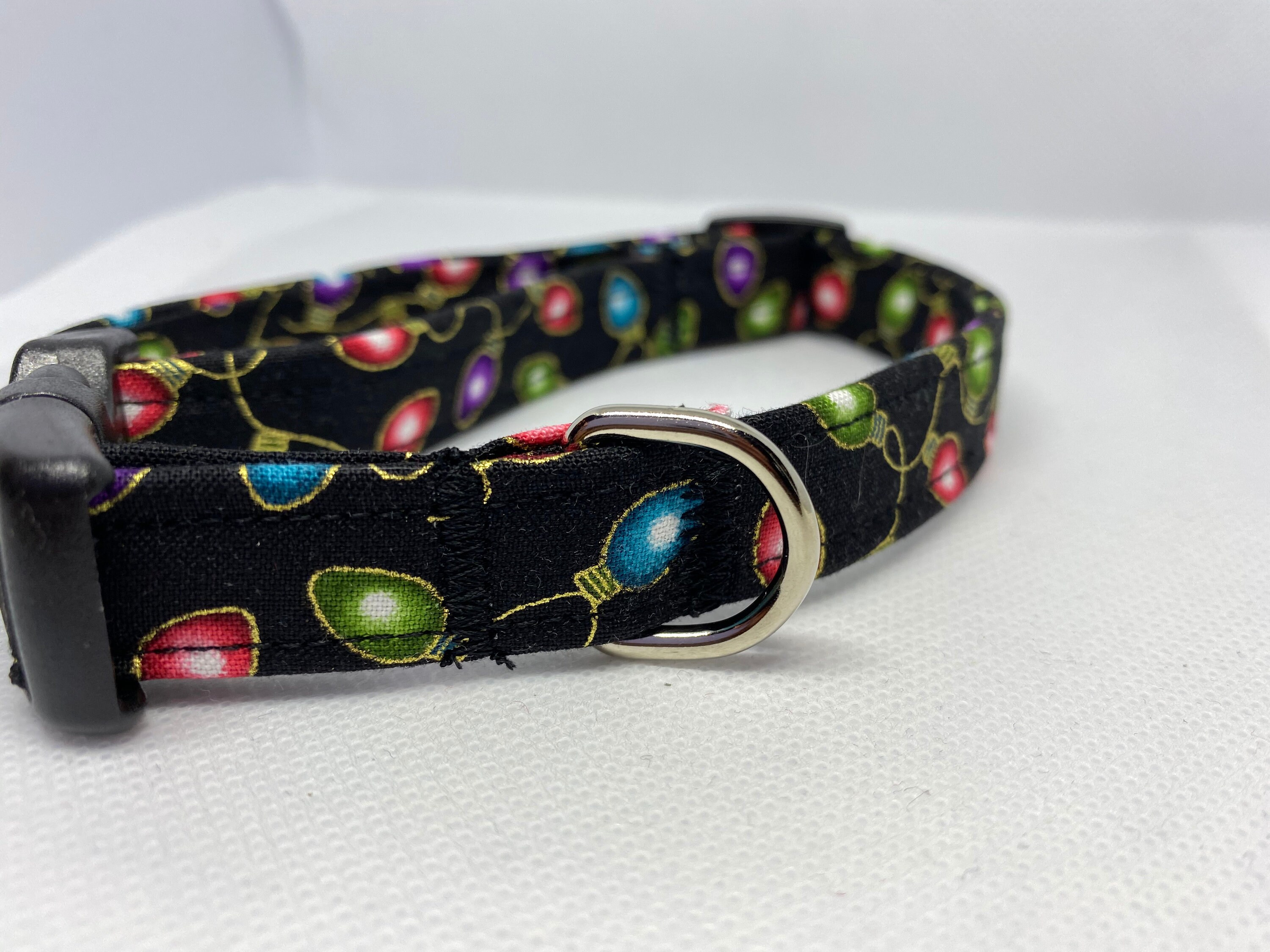 Snazzy Christmas fairy lights collar | Etsy