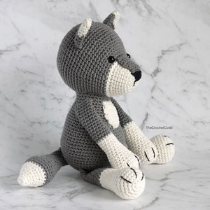 DIY Crochet Wolf Amigurumi Pattern - Create Your Own Lovable Stuffed ...