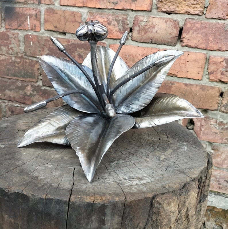 6th Wedding Anniversary Gift Wrought Iron Handmade Metal Flower Steel ...