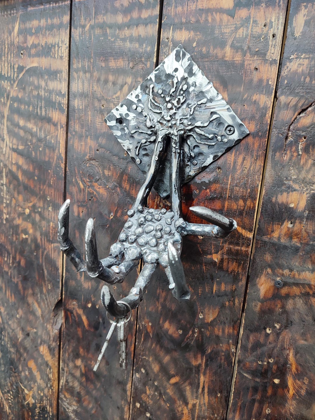 Metal Skeleton Hand Hanger: Gothic Halloween Decor, Key Holder - Etsy