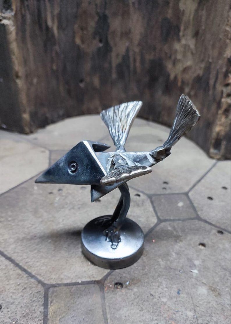 Handmade Wrought Iron Crow Sculpture: Gothic Metal Bird Decor - Etsy