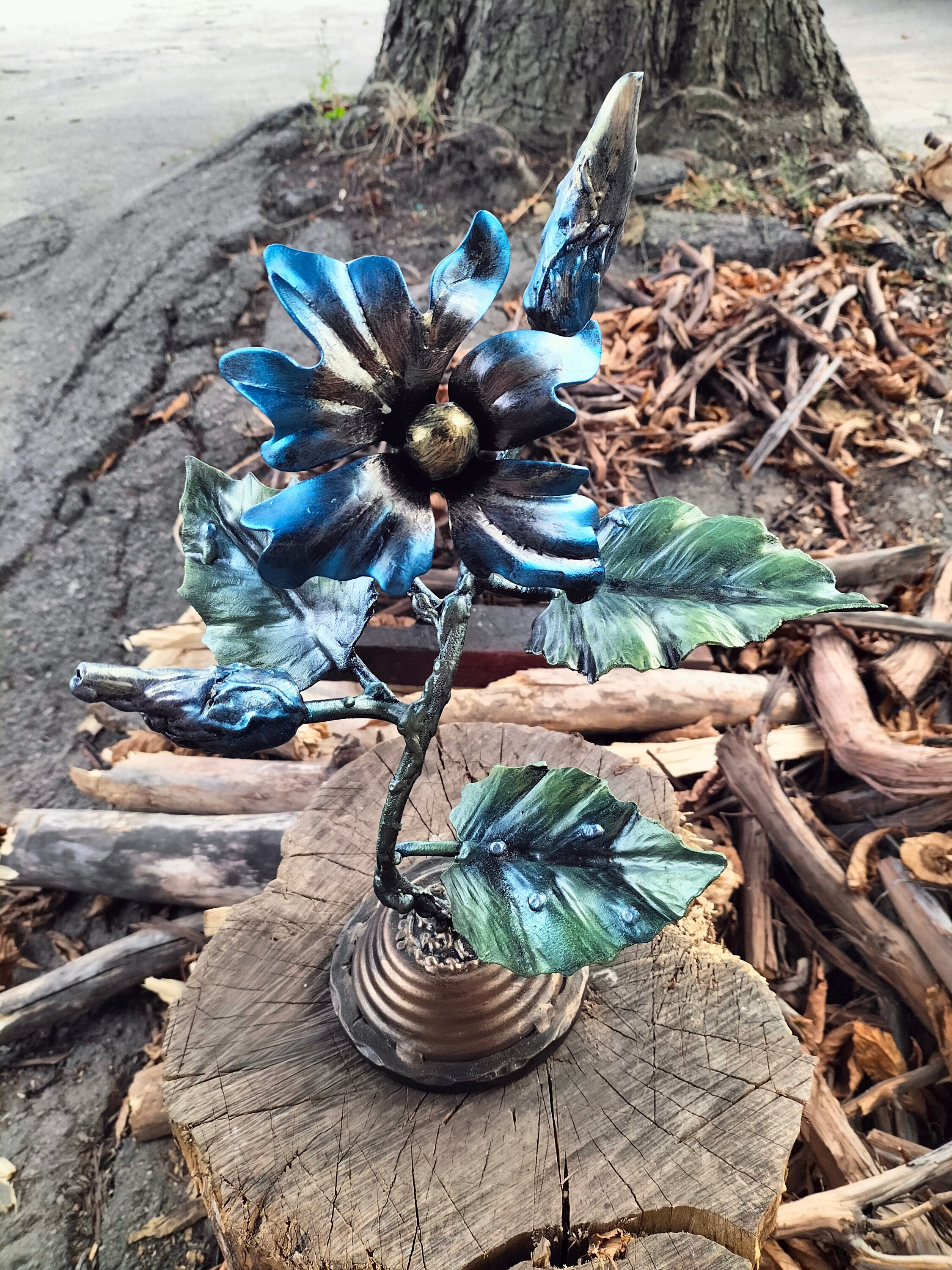 Rustic Flower Art Wrought Iron Metal Flower on Stand Gothic Flower Gift ...