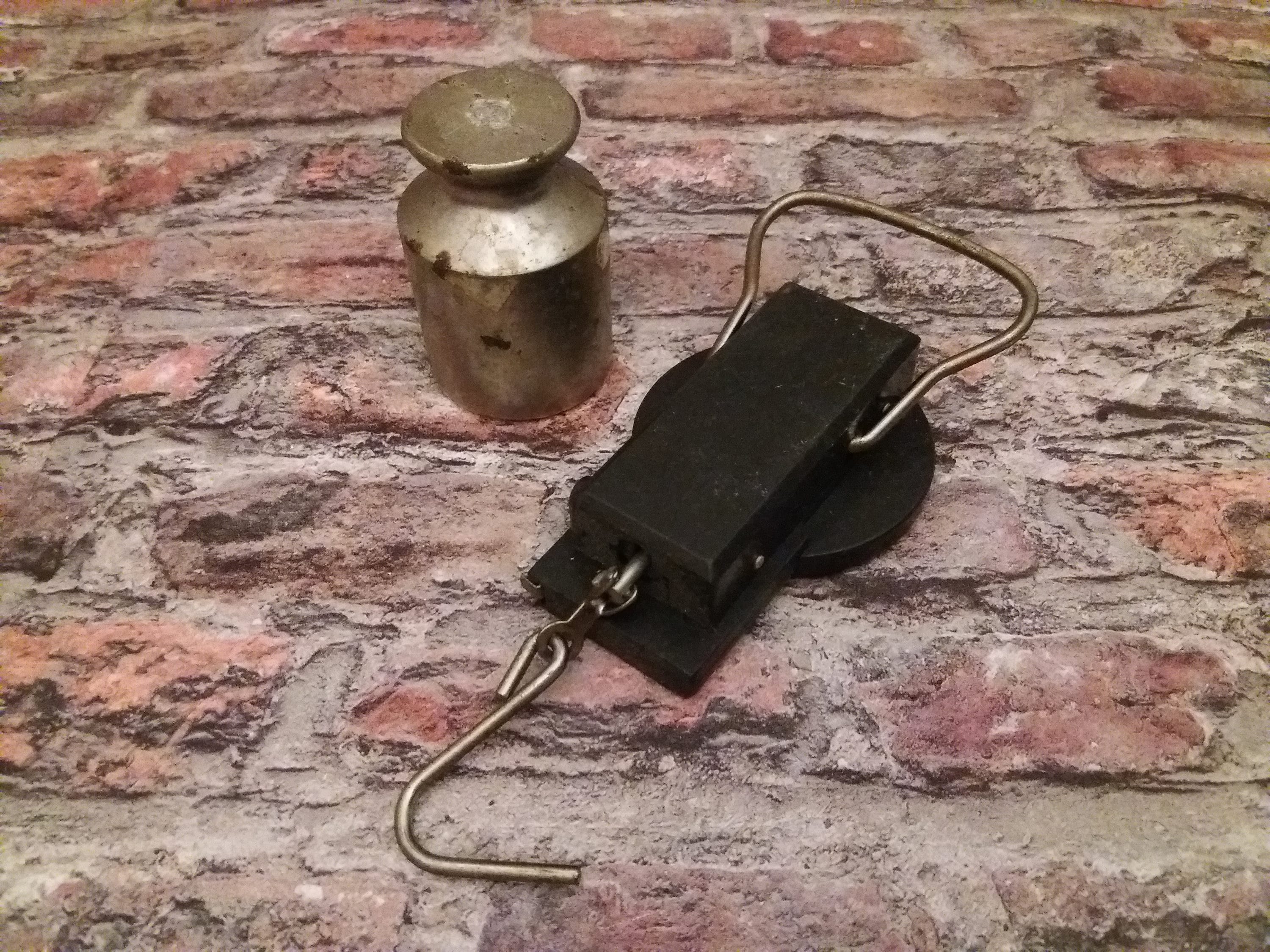 Buy Old Weighing Scale, Vintage Weighing Machine, Scales, Scales for ... Buy Old Weighing Scale, Vintage Weighing Machine, Scales, Scales for ...