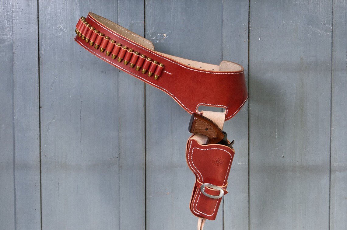 Revolver Holster With Cartridge Belt for Colt Peacemaker - Etsy UK