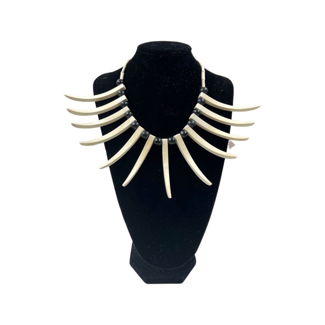 Ula Nifo Necklace - Etsy