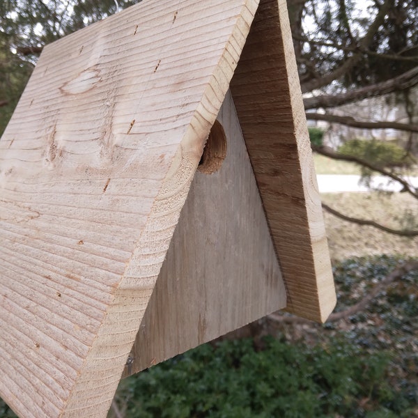 Chickadee Bird House - Etsy