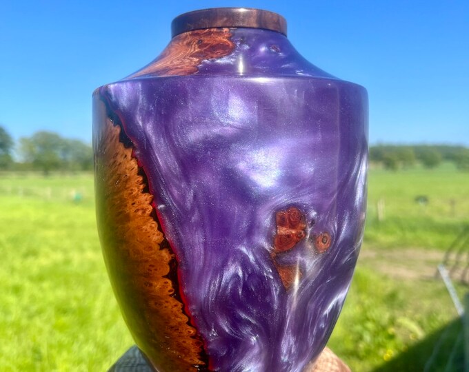 Handcrafted Wood and Resin Urn 125 C.I. - Etsy