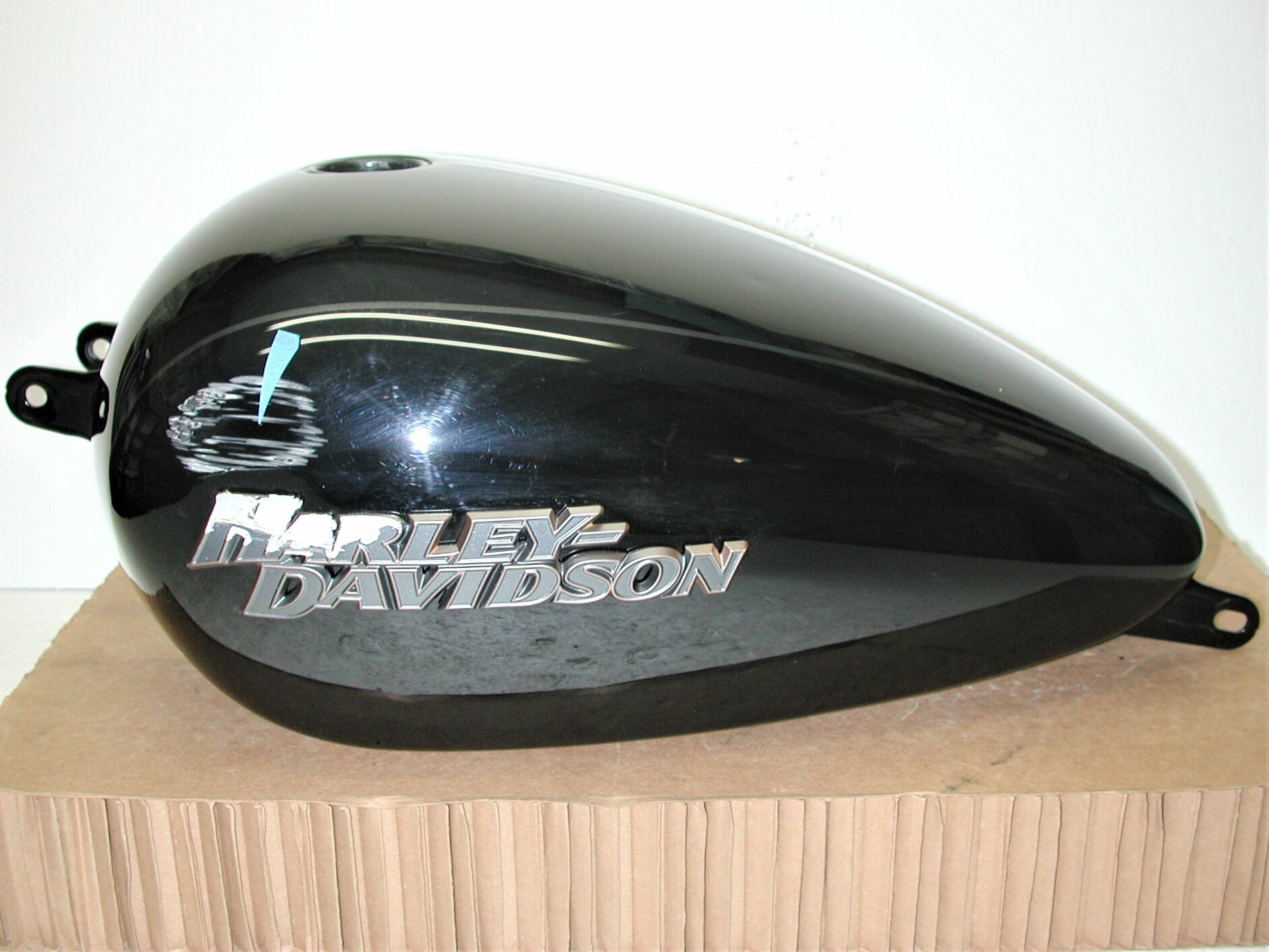 Harley Davidson 2018 +UP Street Bob FXBB OEM Black Motorcycle Fuel Gas ...