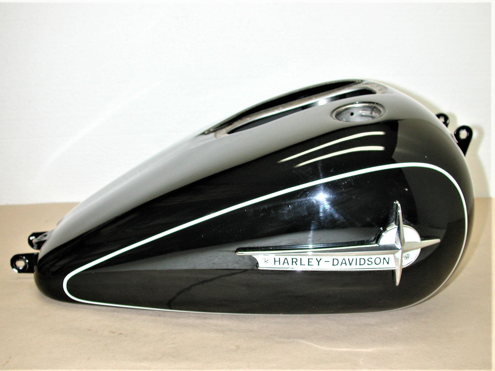 Harley Davidson DYNA Super Glide 2005 FXD OEM Fuel Gas Tank - Etsy