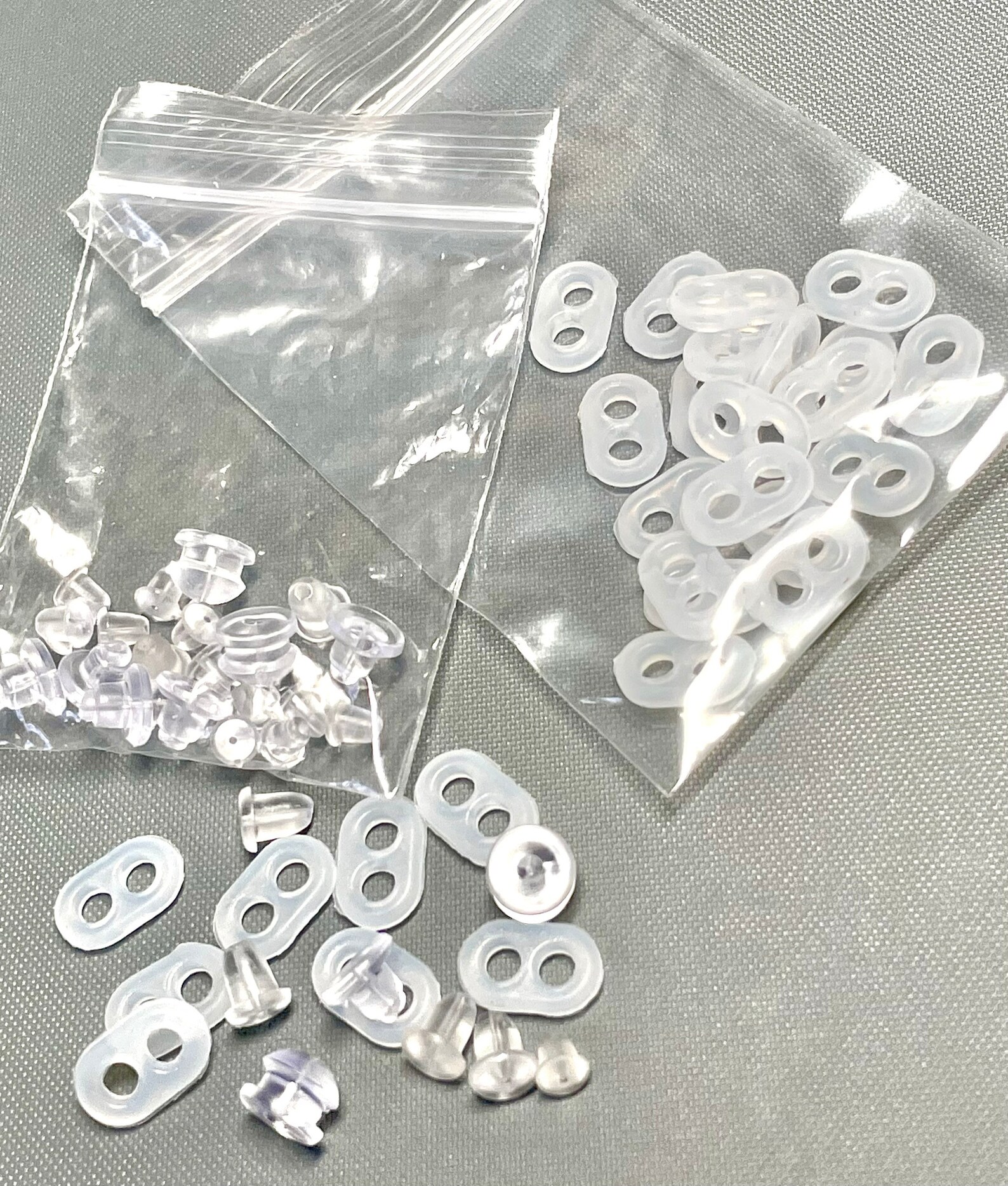 Versatile BROOCH LOCK Keeps Your Brooch Secure and Transforms It to a ...