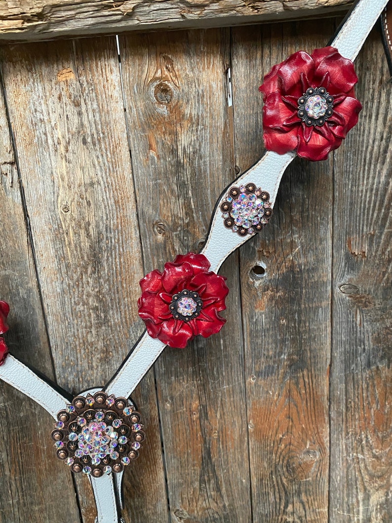 White Leather AB and Gardenias One Ear Tack Set With Wither - Etsy