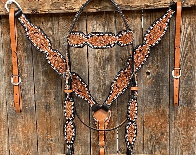 White Glitter With Black Gator Tack Set - Etsy