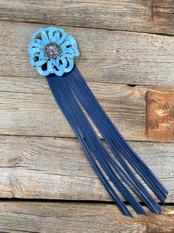 Blue Fringe Daisy
