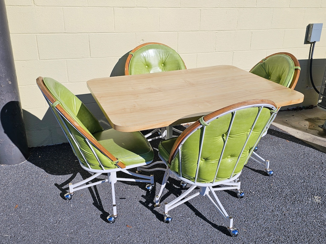 Vtg 1980s Kitchen Table & Metal Swivel Chairs on Rollers With Green ...