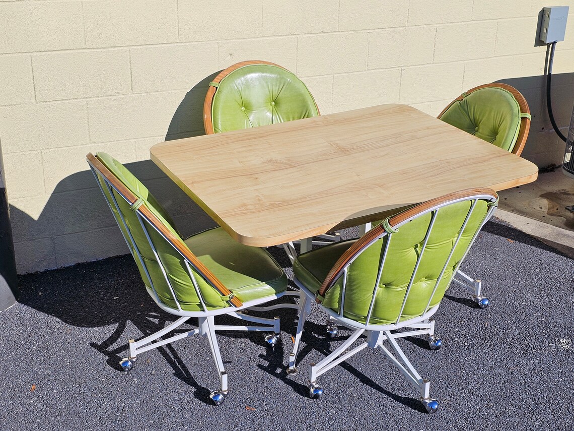 Vtg 1980s Kitchen Table & Metal Swivel Chairs on Rollers With Green ...