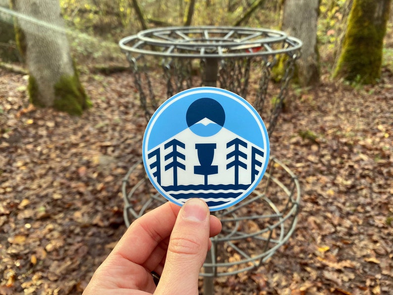 Disc Golf Vinyl Sticker | Frisbee Disc Chain Mountain Laptop Hydro ...