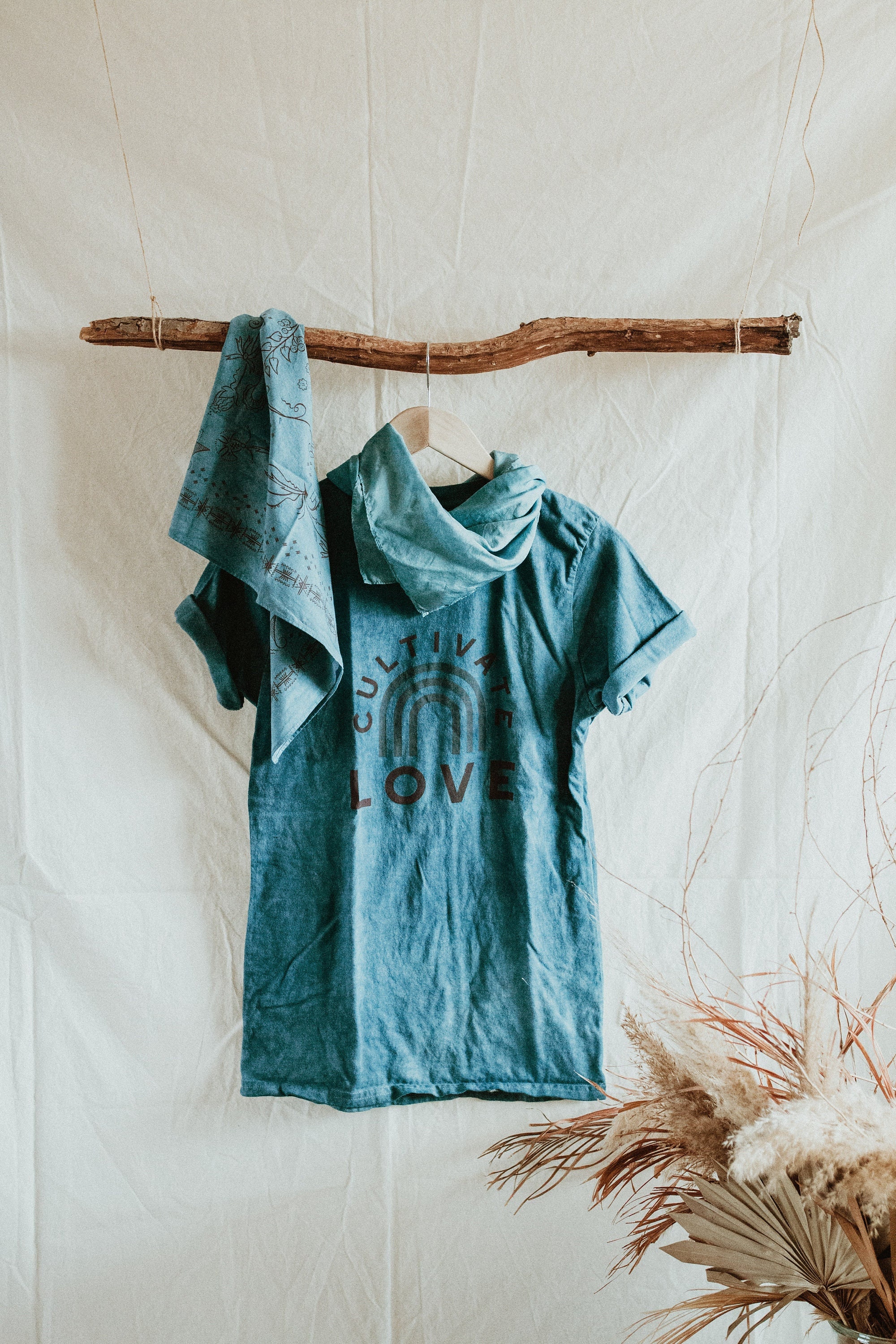 Naturally Dyed T Shirt Hand Dyed Unisex Tee Graphic Tee - Etsy