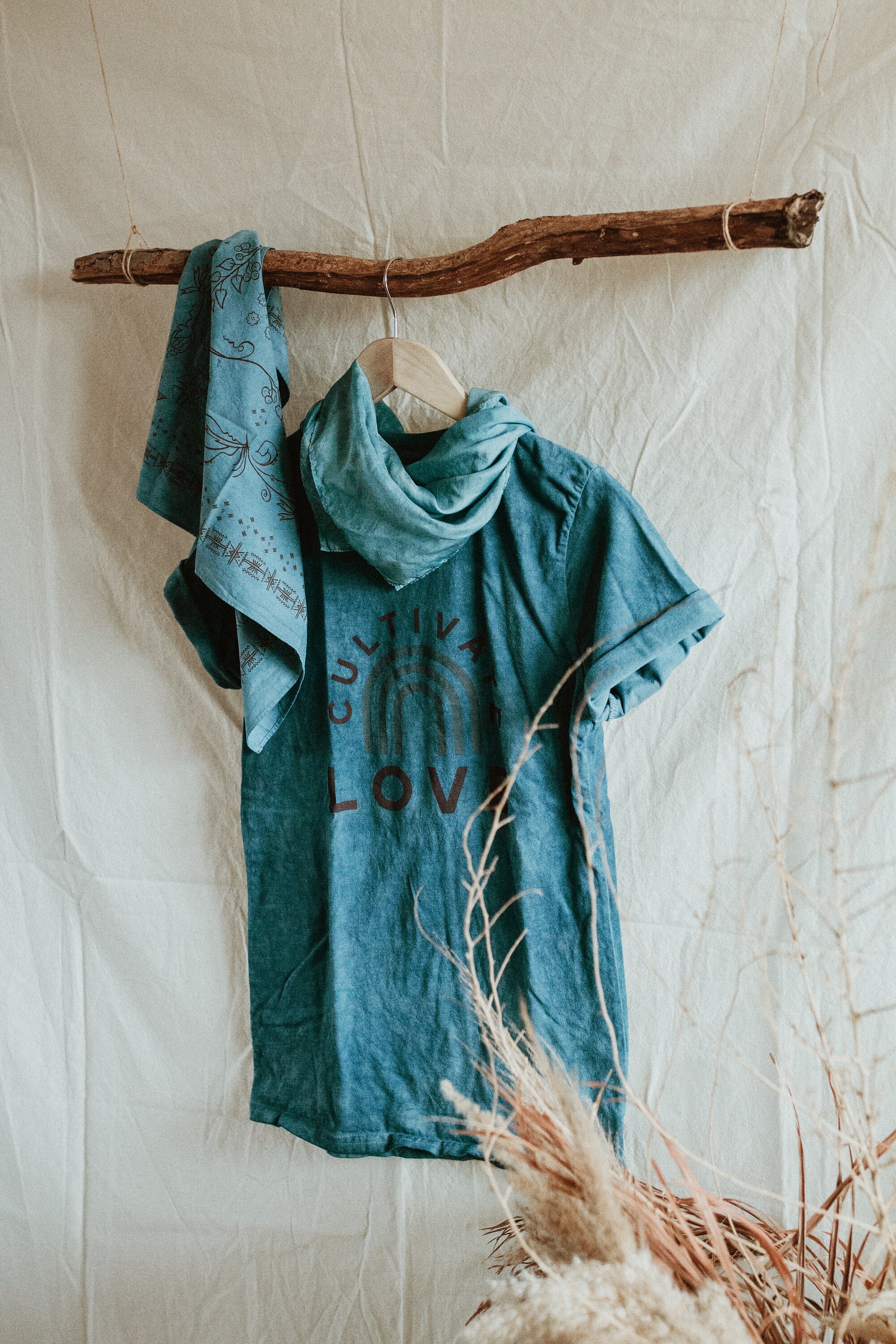 Naturally Dyed T Shirt Hand Dyed Unisex Tee Graphic Tee Botanically ...