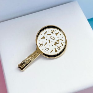 Lab Detective Enamel Pin / Science Laboratory / Researcher / Phd ...