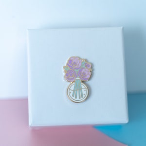 Test Tube Flower Enamel Pin / Laboratory Flask / Science - Etsy