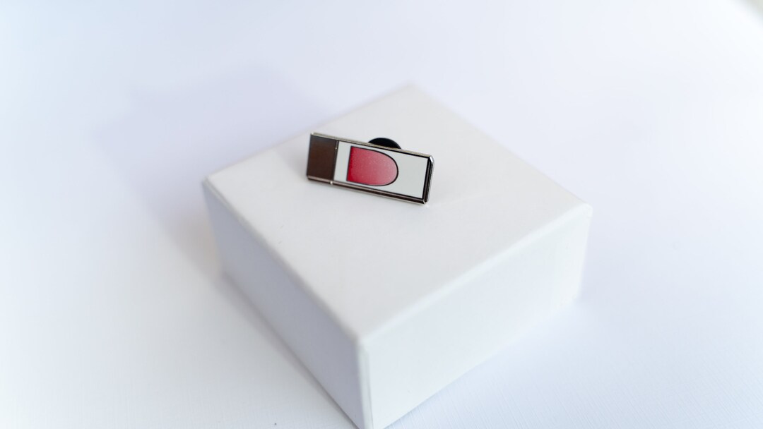 Blood Slide Microscope Enamel Pin / Hematology Pathology / Laboratory ...