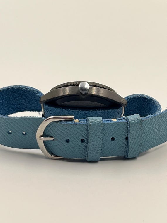 ELOGA Flipper 17 Jewels Swiss Made Plastic Vintage Di… - Gem