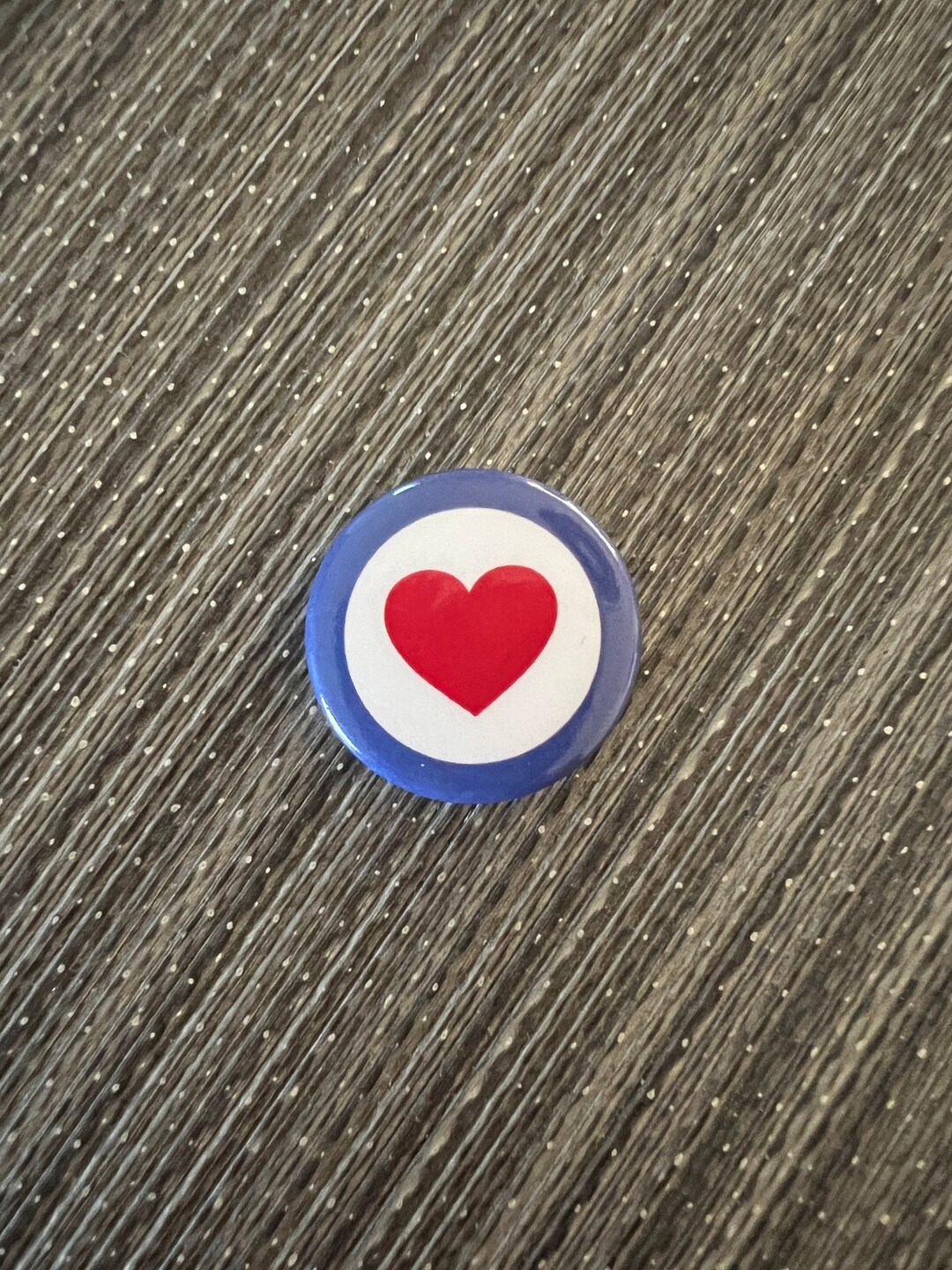 MOD HEART Bullseye 1" Button Pin Badge - Etsy