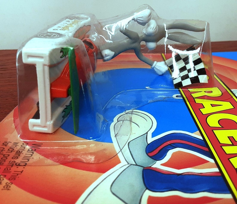 Matchbox Bugs Bunny W/ Flag Looney Tunes Pro Racers Diecast in Race Car ...